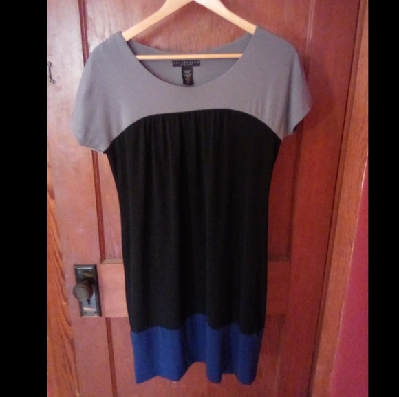 Apostrophe | Dresses | 425 Apostrophe Color Block Dress | Poshmark